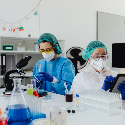 The State of Lab Revenue: A Visual Briefing for 2026 | ADSRCM